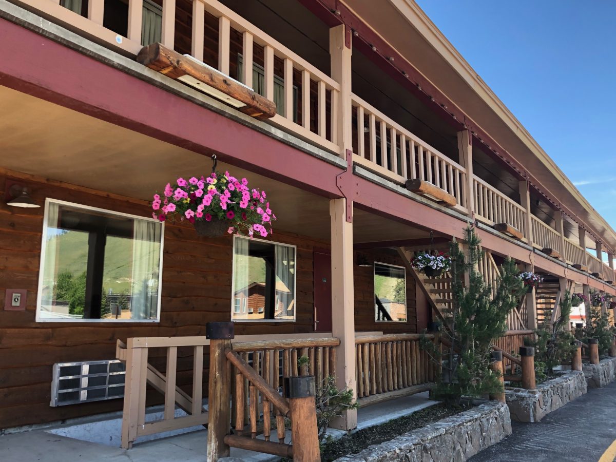 Antler Inn, Jackson, Wyoming - Accommodation Guru Reviews